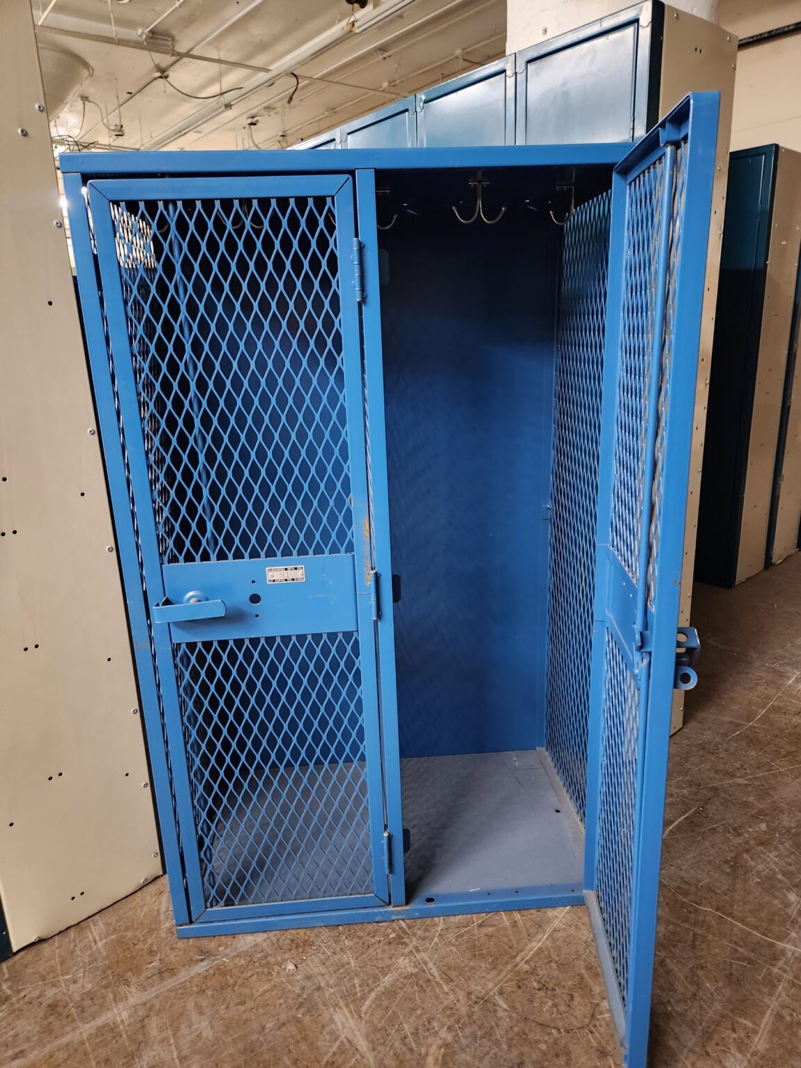 15 x 18 x 48 Super Heavy Duty Gym Style Lockers (Pre-Owned) – The ...